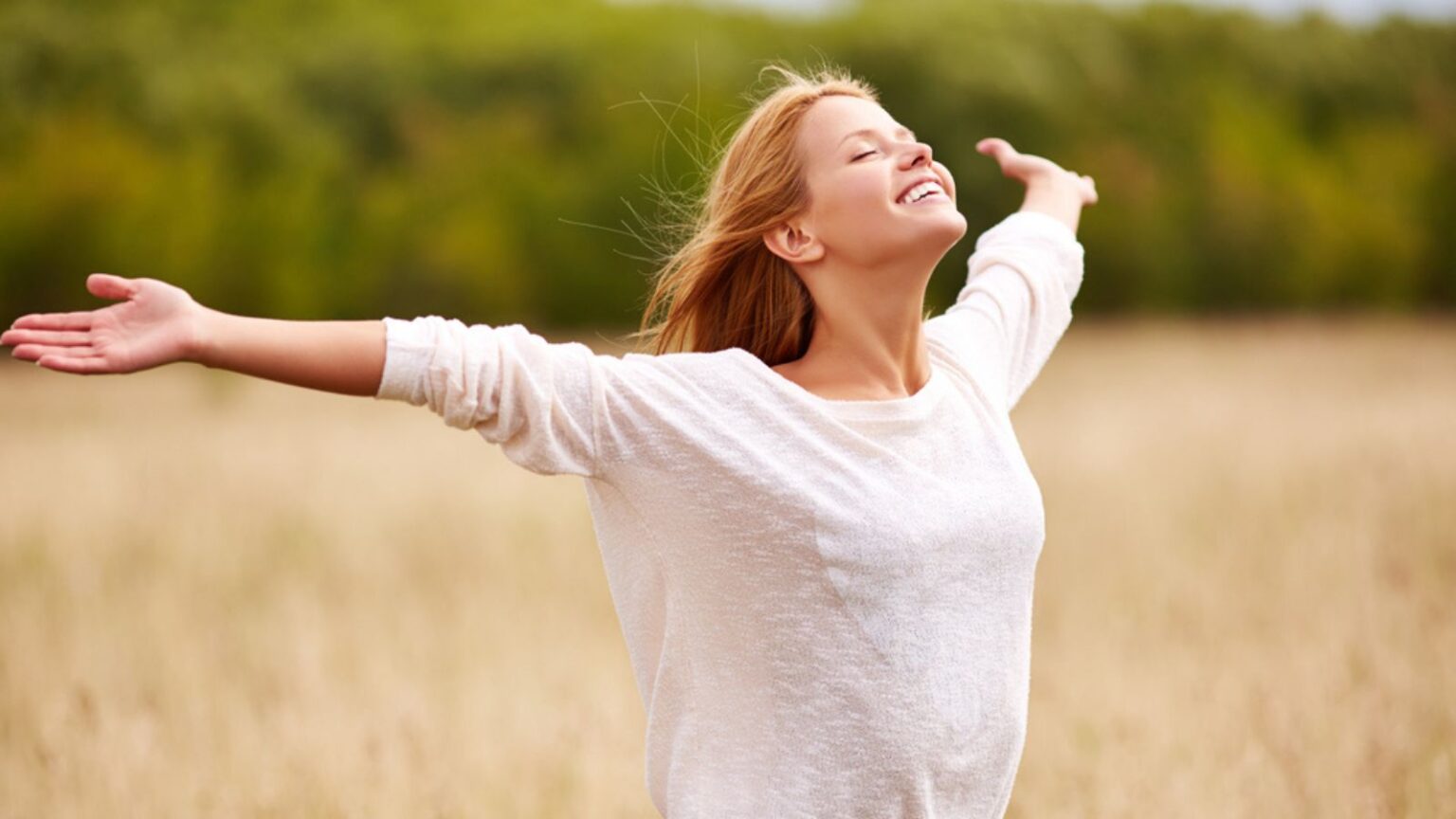16 Science-Backed Reasons to Go Outside Everyday