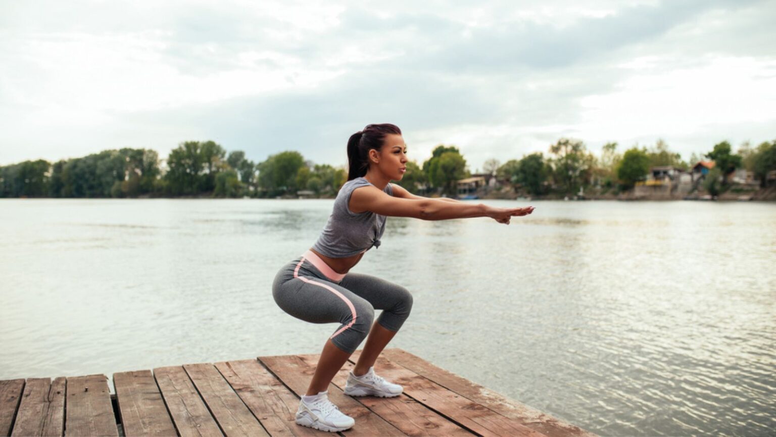 16 Science-Backed Reasons to Go Outside Everyday